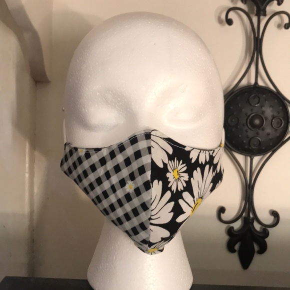 Hand Crafted | Accessories | Daisy Face Mask Two Tone Reversible ...